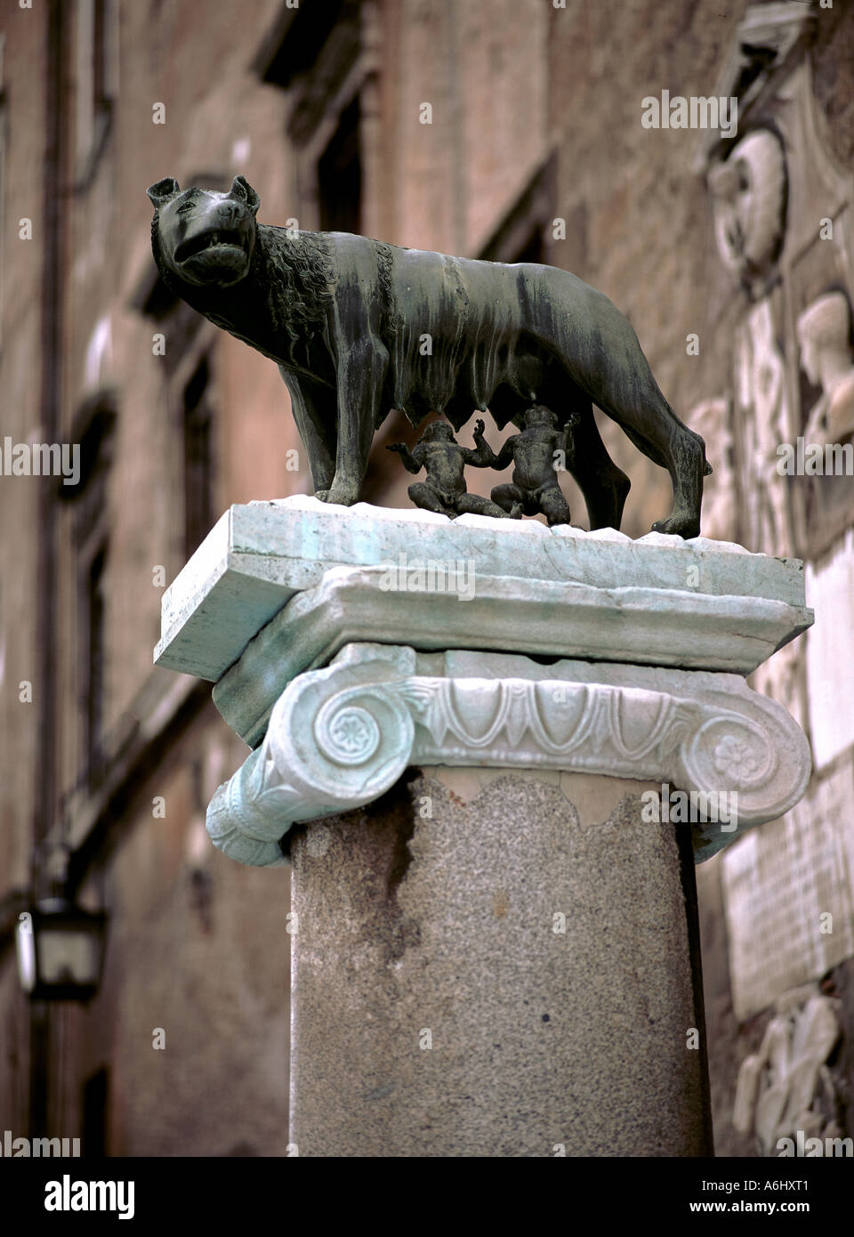 Italy Rome Wolf Romus Stock Photo - Alamy