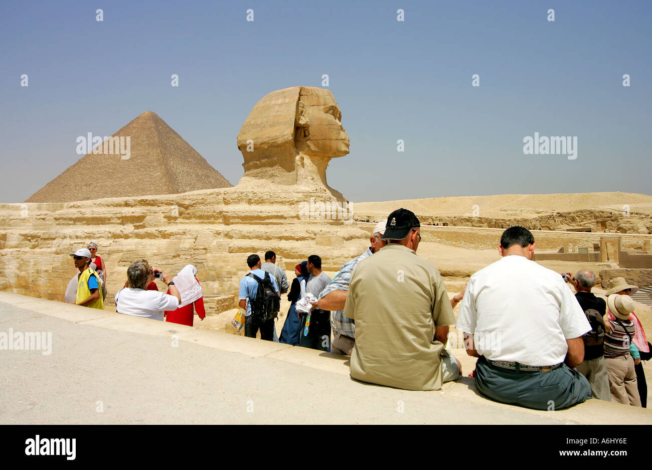 Tourists watching the pyramids at Giza Stock Photo - Alamy