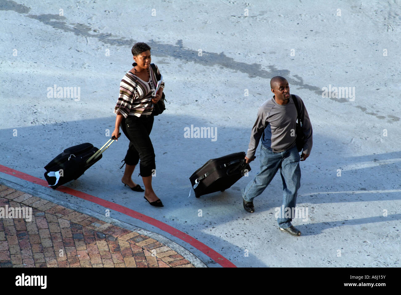 Man pulling wheels hi-res stock photography and images - Alamy