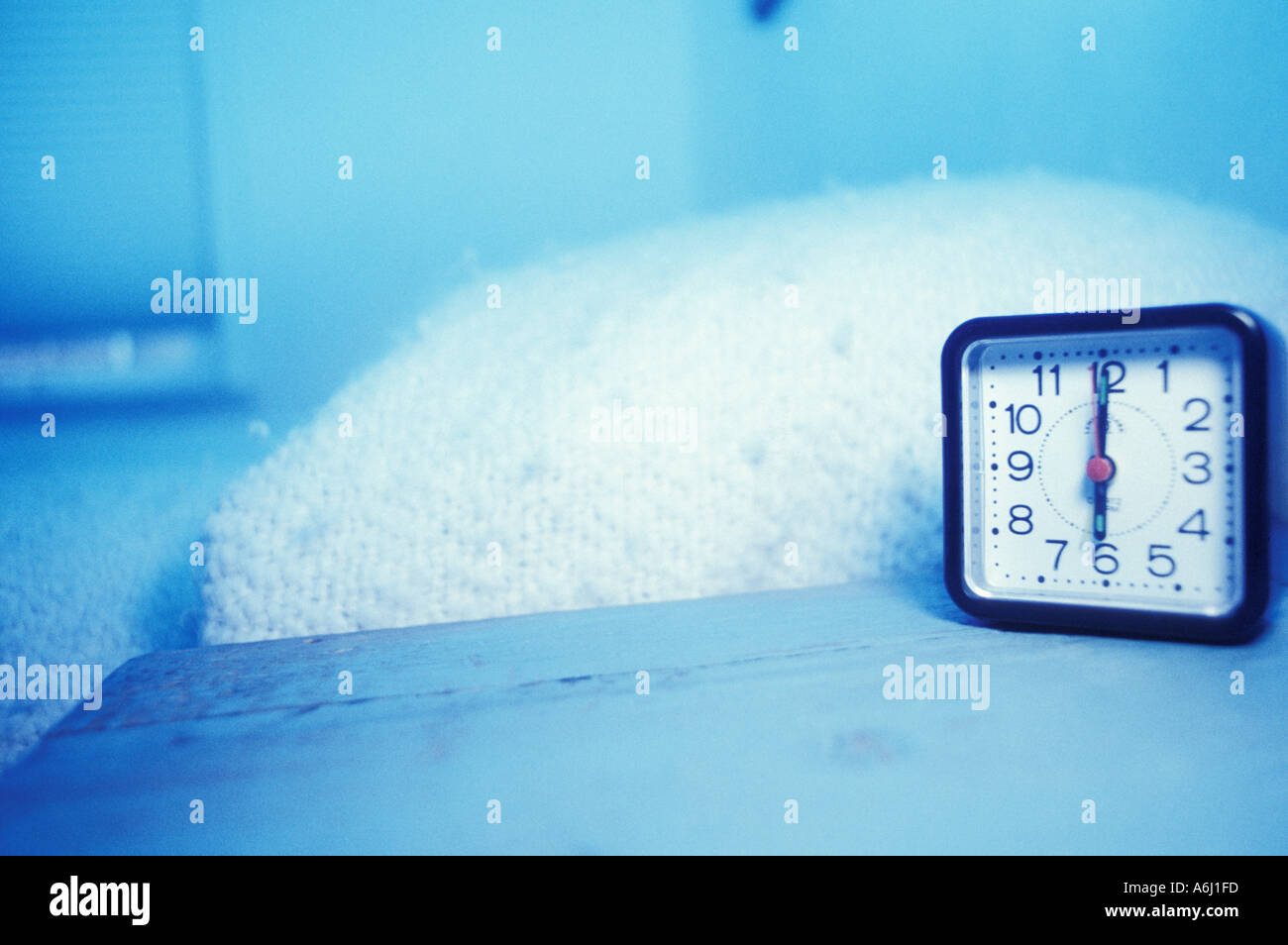 6 am alarm clock hi-res stock photography and images - Alamy