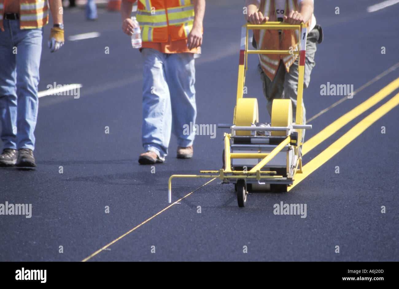 Painting road lines hi-res stock photography and images - Alamy
