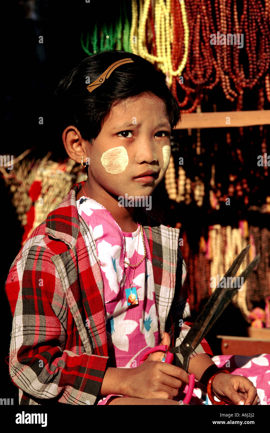 Myanmar Young Girl Stock Photo - Alamy