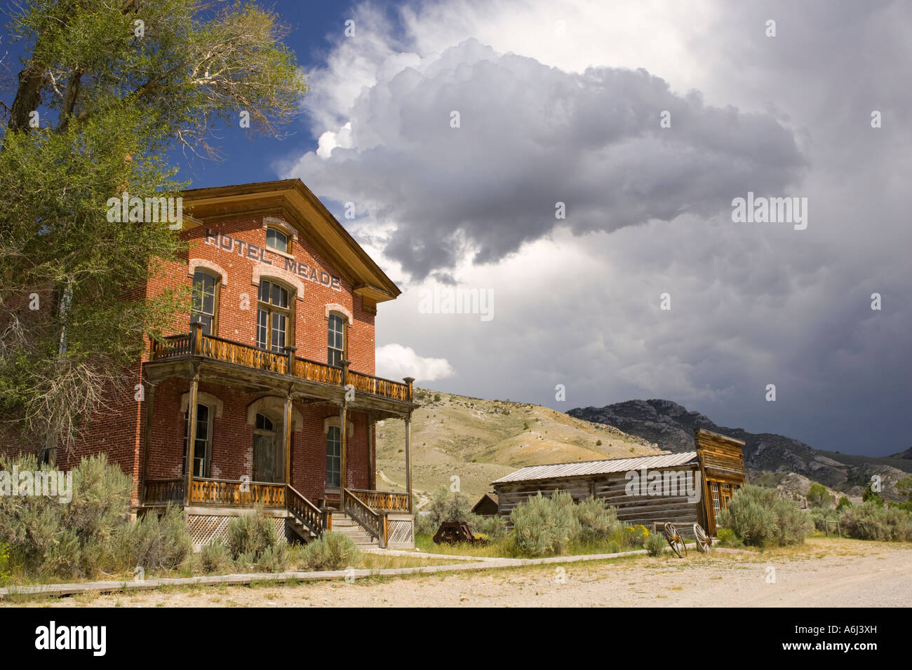 BANNACK MONTANA USA Ghost town in old gold mining settlement Bannack ...