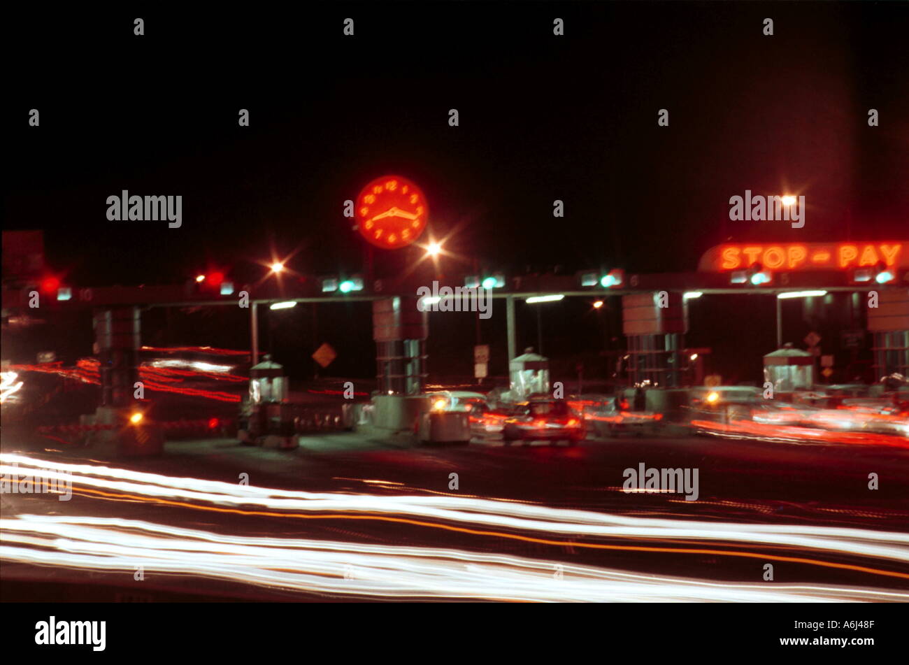 Toll change hi-res stock photography and images - Alamy