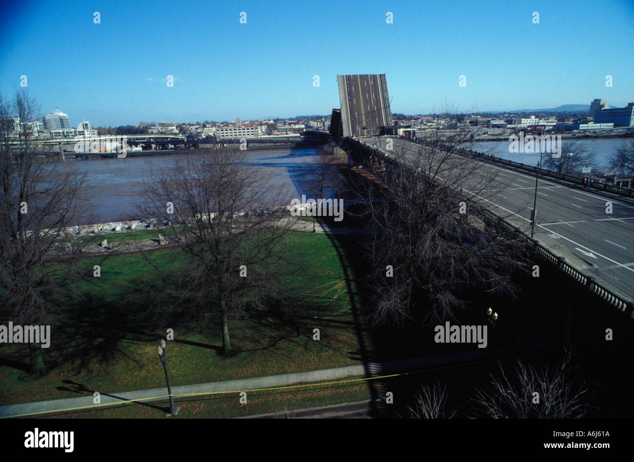 Burnside Bridge Portland Oregon Stock Photo - Alamy
