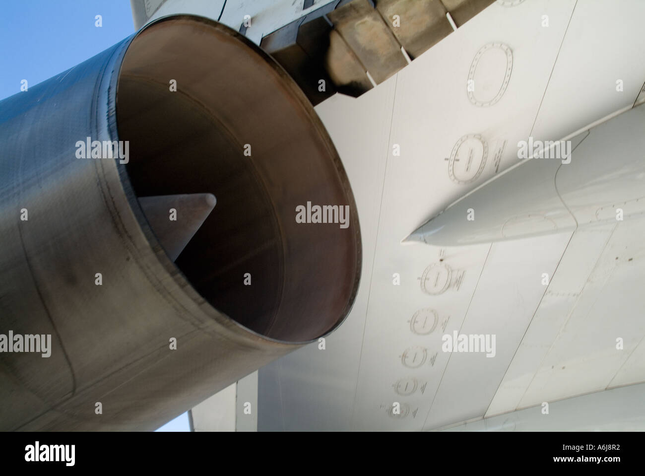 Reactor boeing 747 aircraft hi-res stock photography and images - Alamy