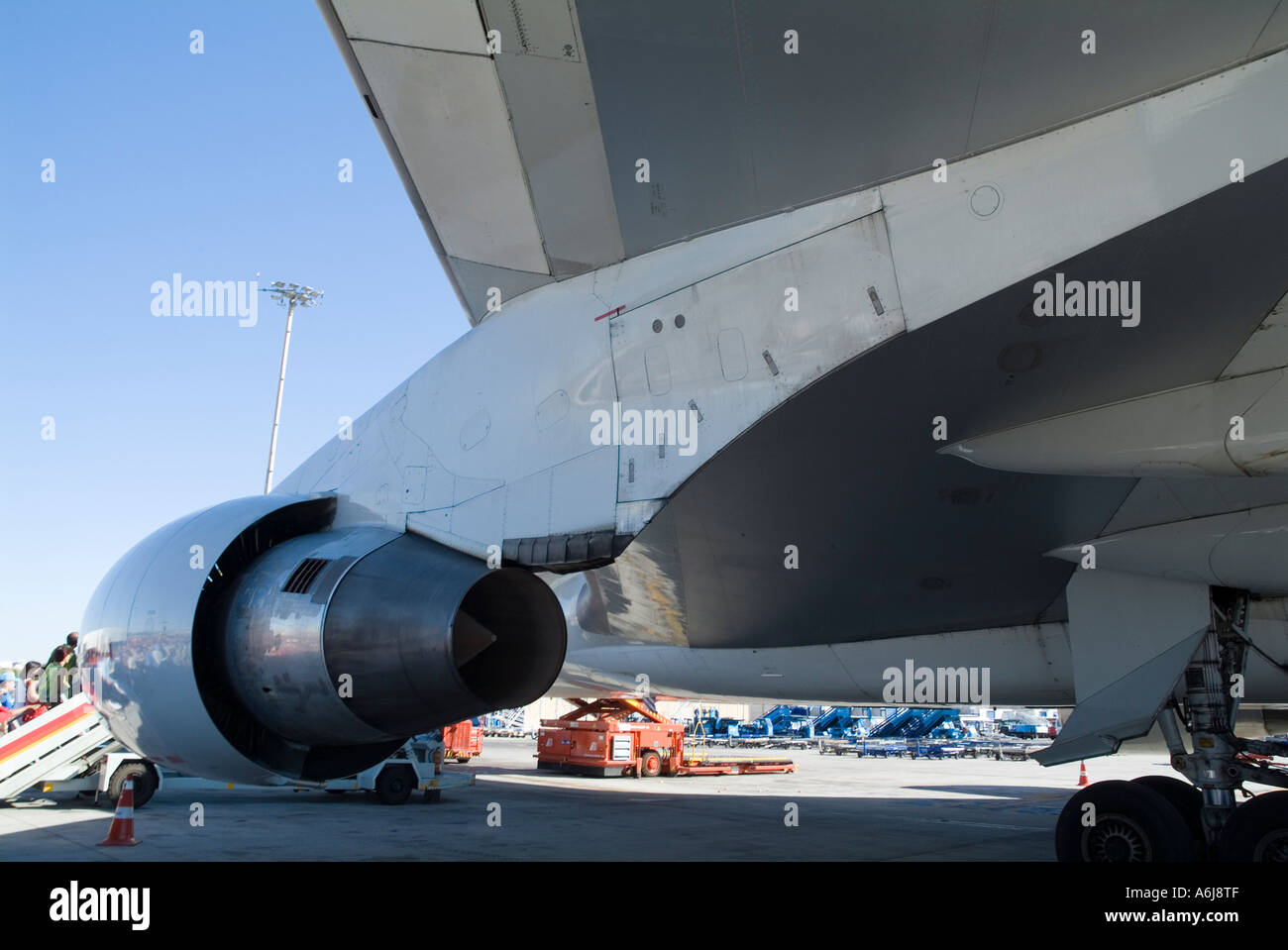 Reactor and wing of a Boeing 747 aircraft Stock Photo - Alamy
