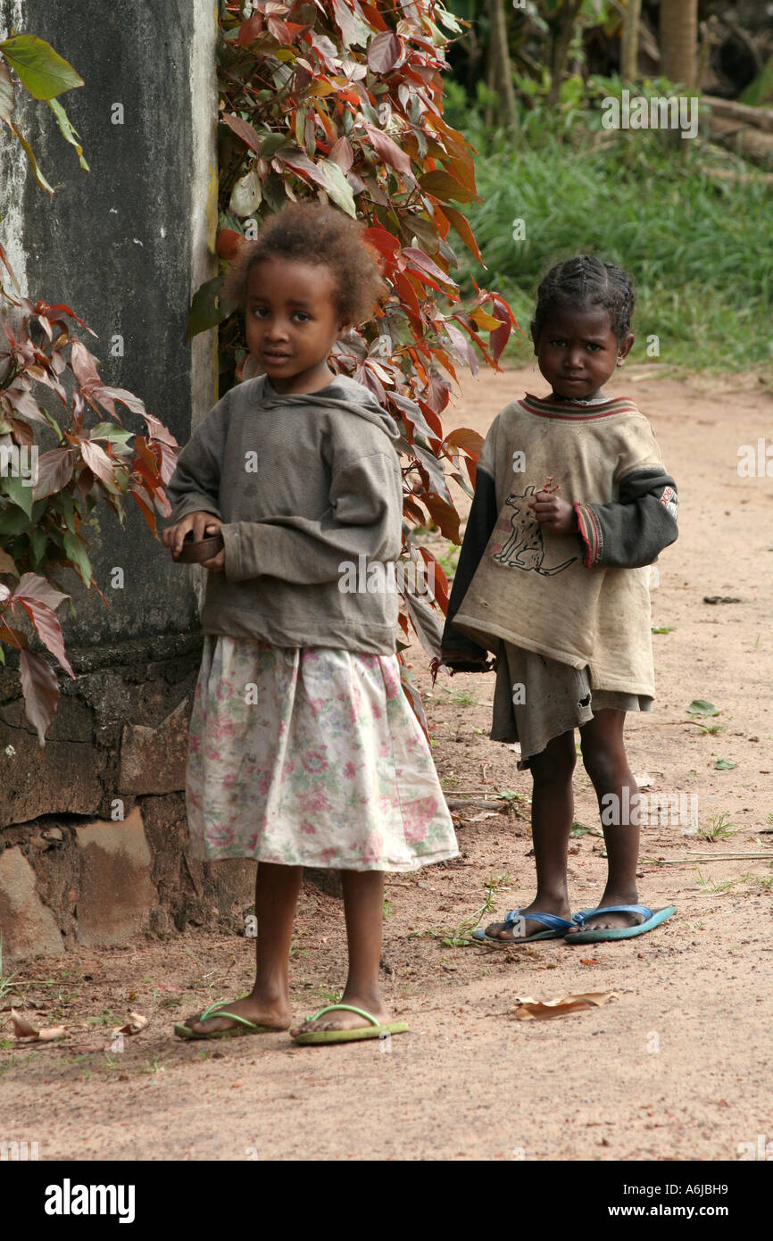 Manakara, Madagascar, cute little girls Stock Photo - Alamy