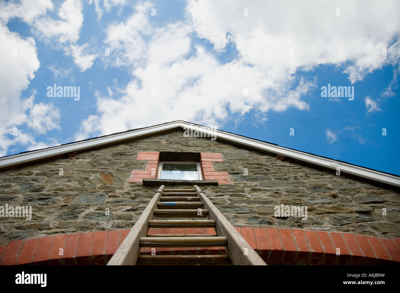 Gable ladder hi-res stock photography and images - Alamy