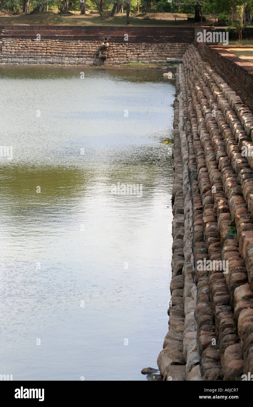 Sri lanka anuradhapura irrigation hi-res stock photography and images ...
