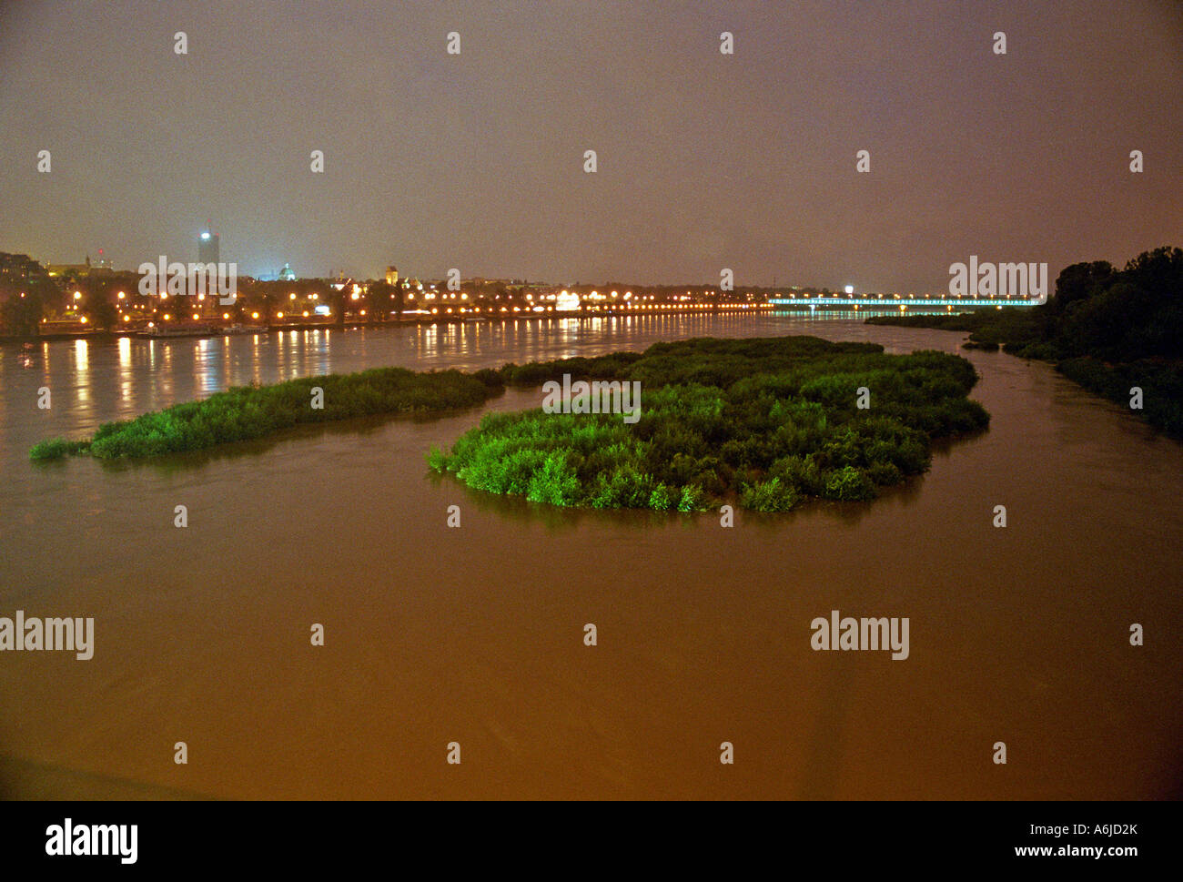 High water protection hi-res stock photography and images - Alamy