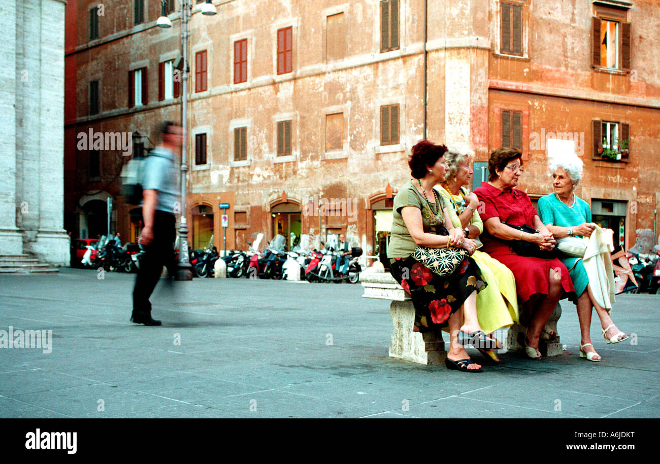 Elderly women sitting on a bench, Rome, Italy Stock Photo - Alamy