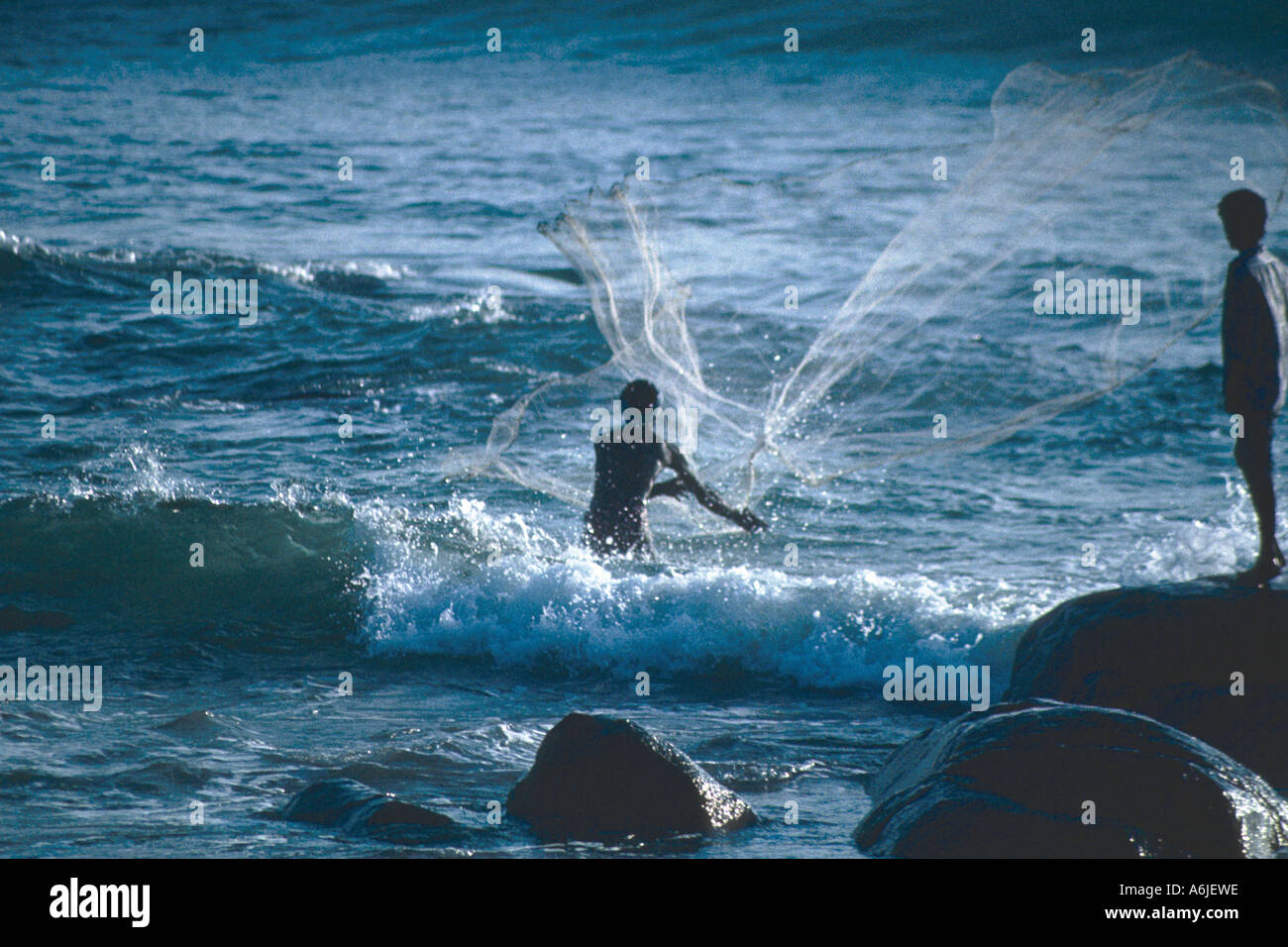 fisherman throws his net, India, Tamil Nadu Stock Photo - Alamy fisherman throws his net, India, Tamil Nadu Stock Photo - Alamy
