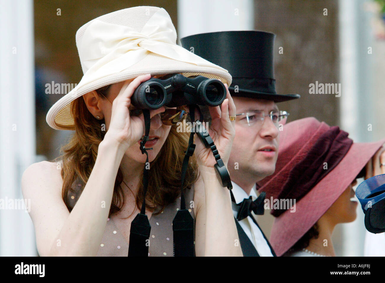 People at horse races, Royal Ascot, Great Britain Stock Photo - Alamy