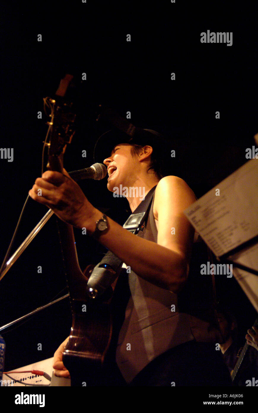 Michelle shocked hi-res stock photography and images - Alamy