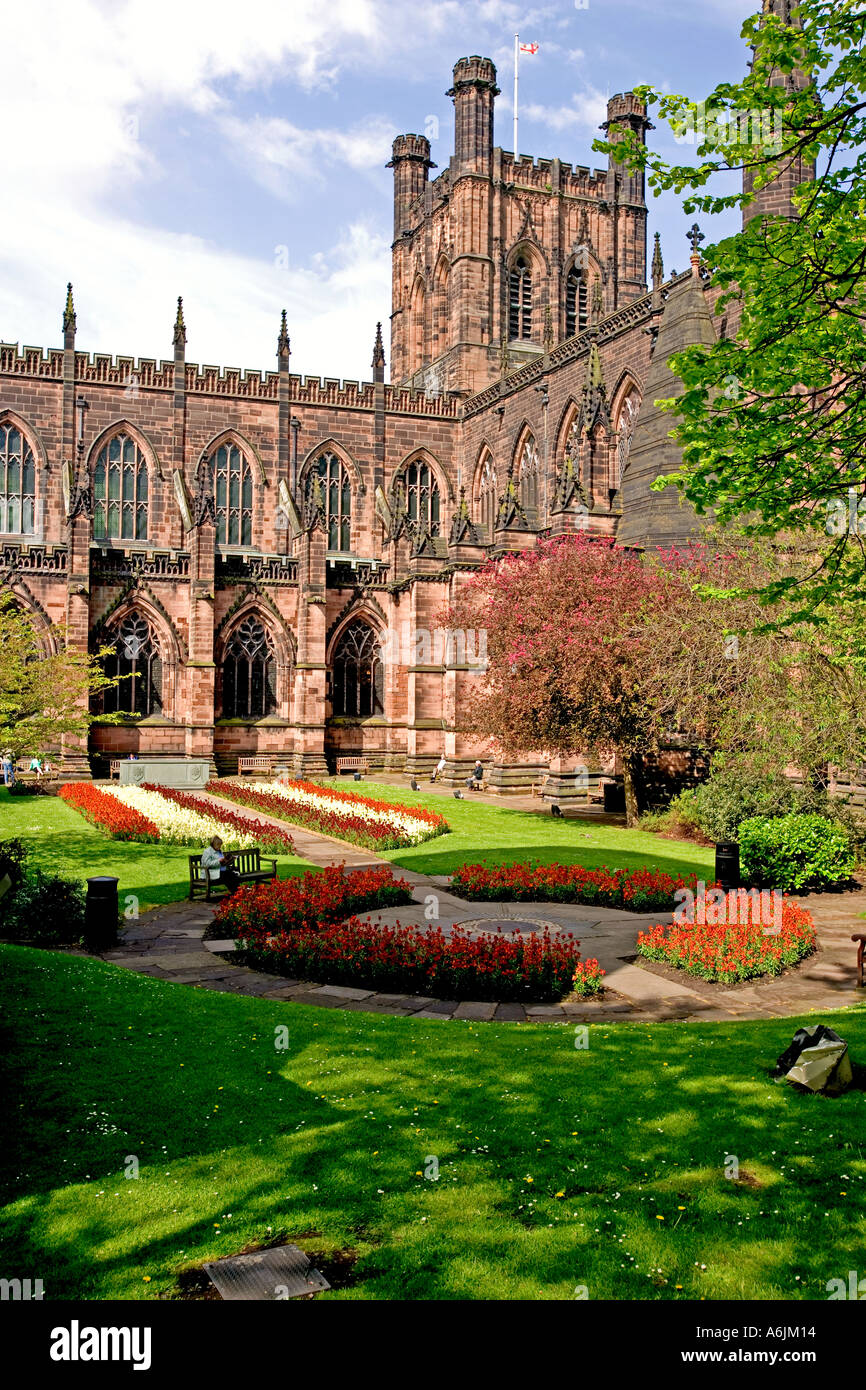 Chester cathedral gardens hi-res stock photography and images - Alamy