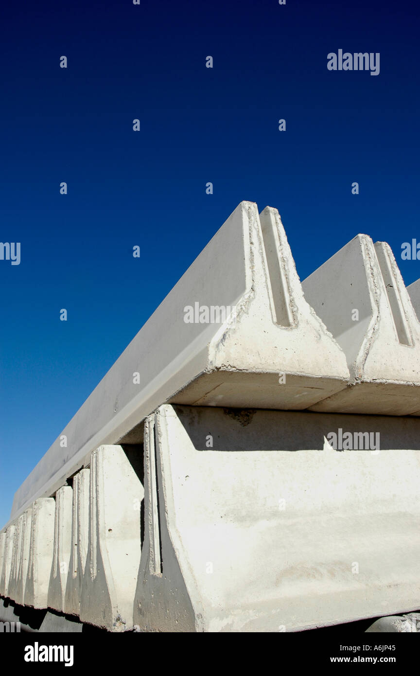 Cement barricades hi-res stock photography and images - Alamy