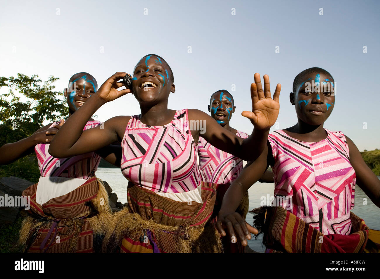 Traditional ugandan dancing hi-res stock photography and images - Alamy
