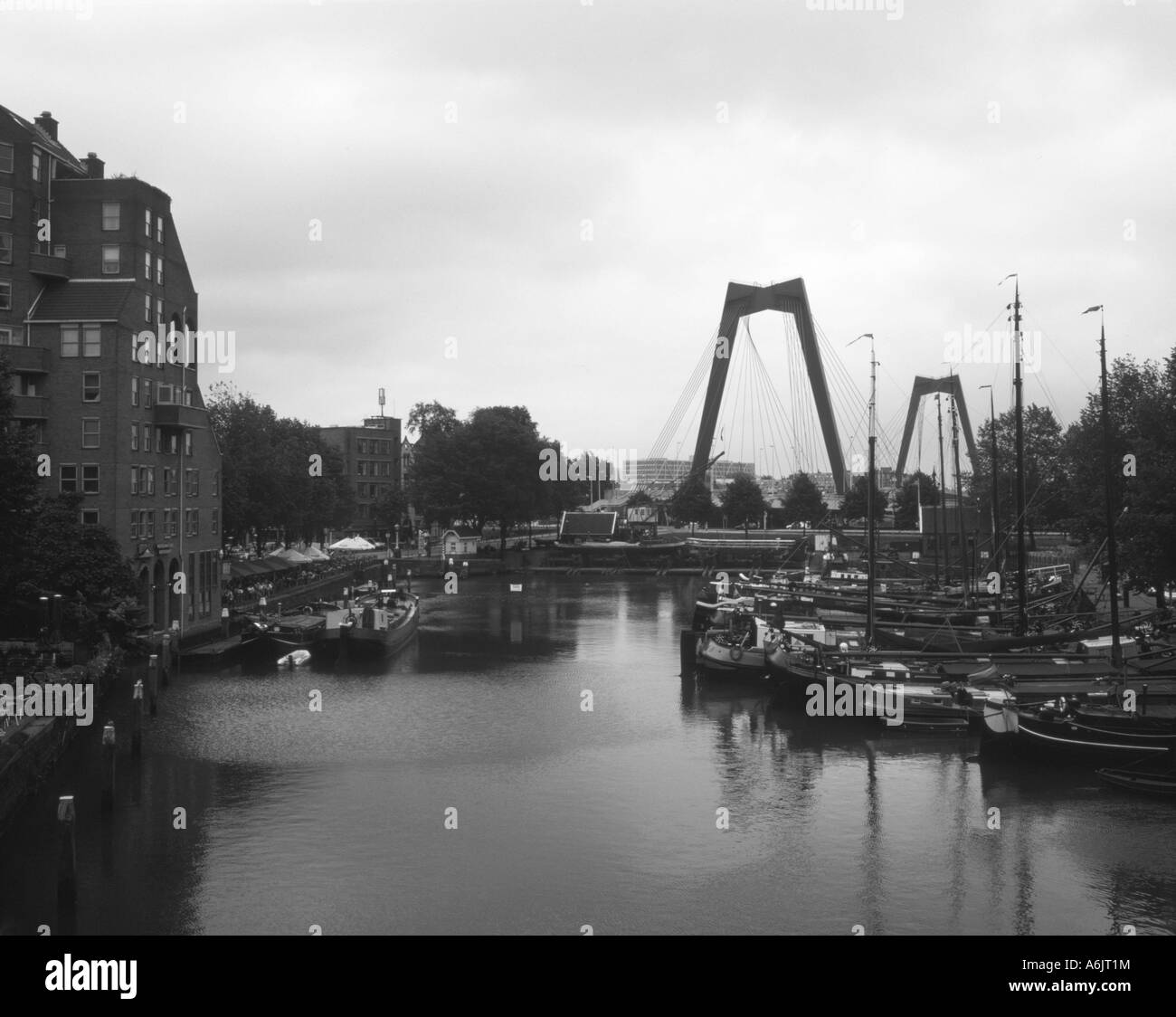 Willemsbrug Bridge and Oude Haven Rotterdam Holland Stock Photo - Alamy