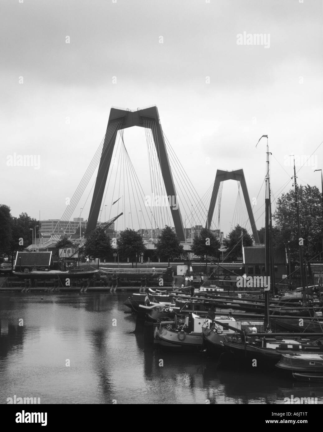 Willemsbrug Bridge and Oude Haven Rotterdam Holland Stock Photo - Alamy