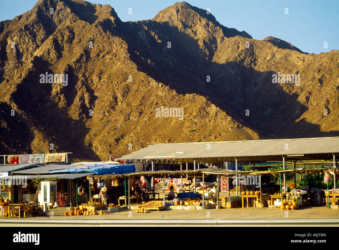 Ras Al Khaimah UAE Friday Market Masafi Pots For Sale Stock Photo - Alamy