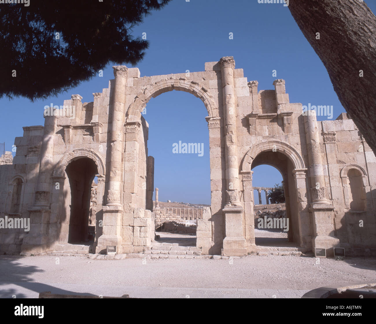 Jerash ancient roman city hi-res stock photography and images - Alamy