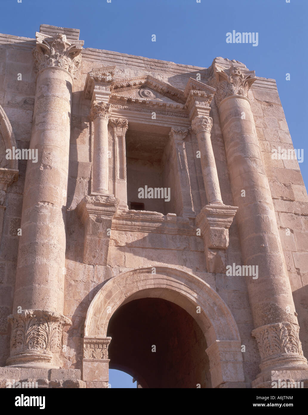 The Arch of Triumph, ancient city of Jerash, Irbid, Kingdom of Jordan ...