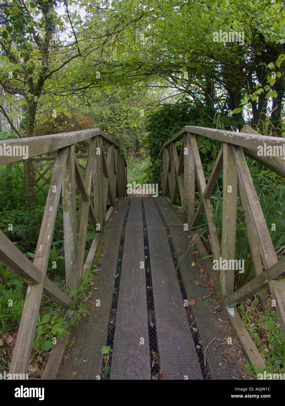 Rustic crossing hi-res stock photography and images - Alamy
