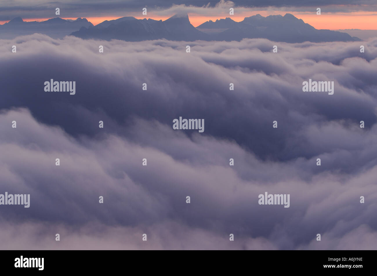 Western mountain ranges hi-res stock photography and images - Alamy