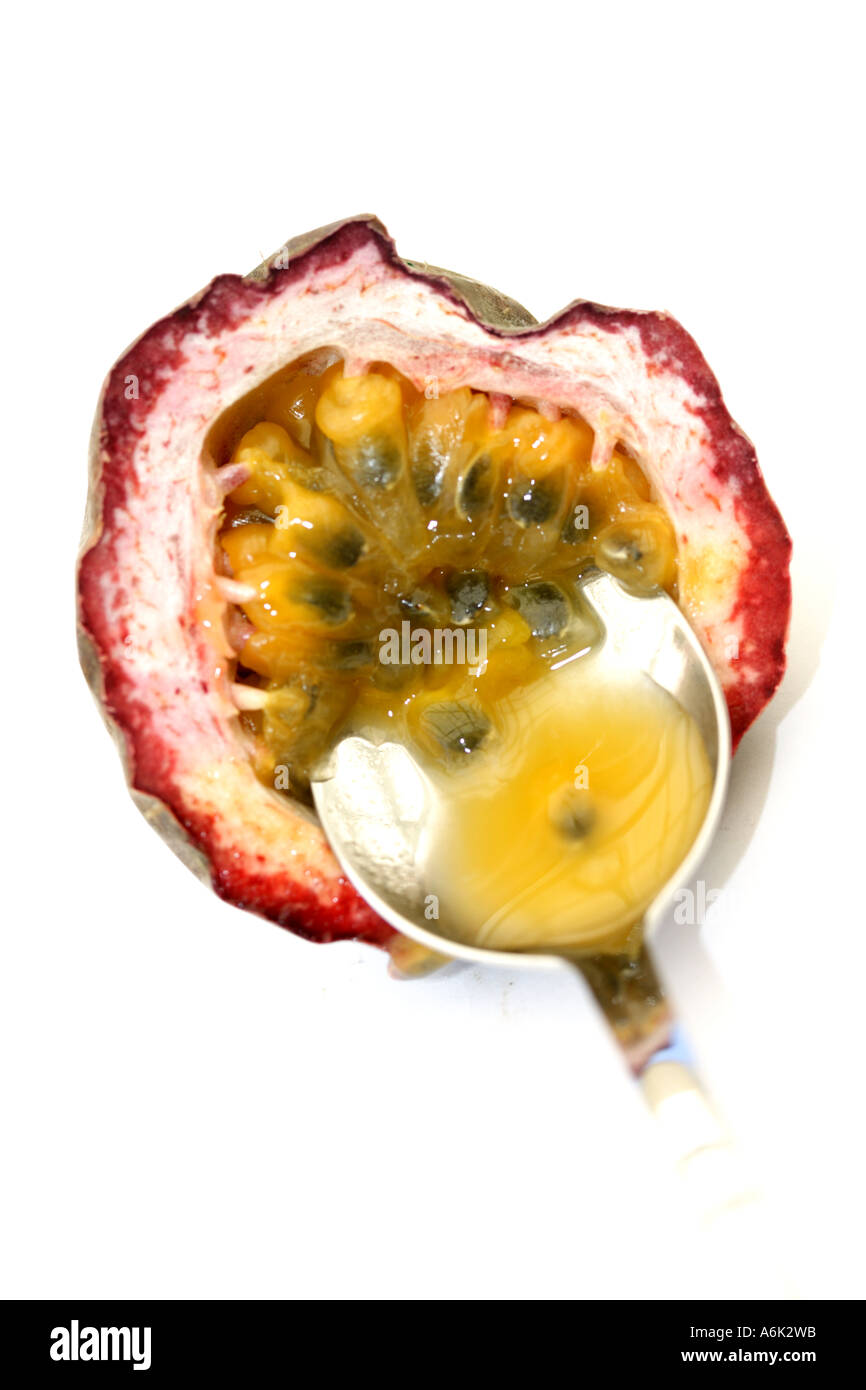 PASSIONFRUIT SILVER SPOON VERTICAL BAPDB5656 Stock Photo - Alamy
