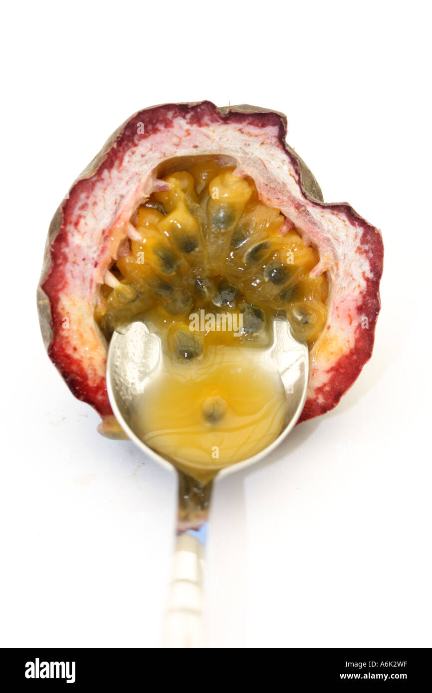 PASSIONFRUIT SILVER SPOON VERTICAL BAPDB5657 Stock Photo - Alamy