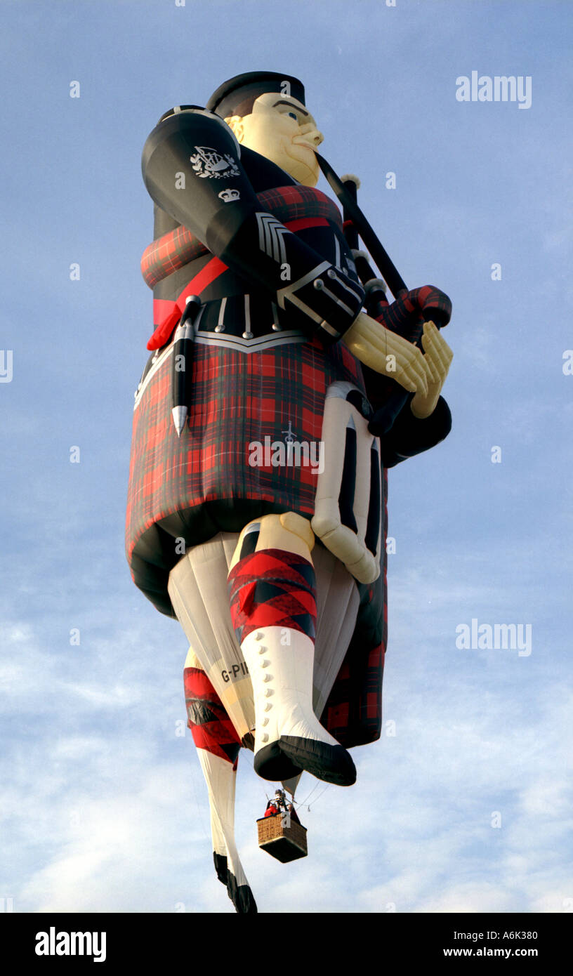 Scottish piper hot air balloon hi-res stock photography and images - Alamy
