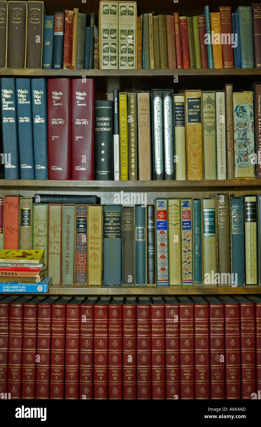 Reference books hi-res stock photography and images - Alamy