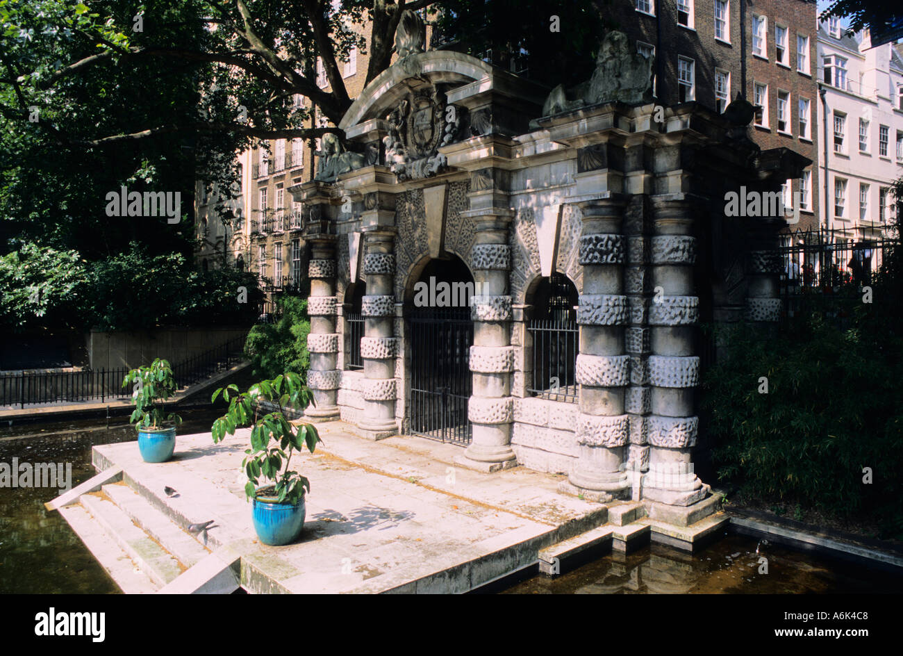 The duke of york steps hi-res stock photography and images - Alamy