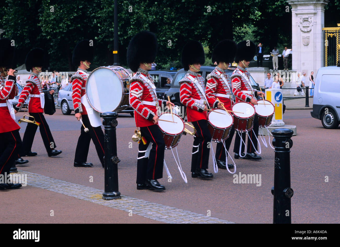 Drummers guard hi-res stock photography and images - Alamy