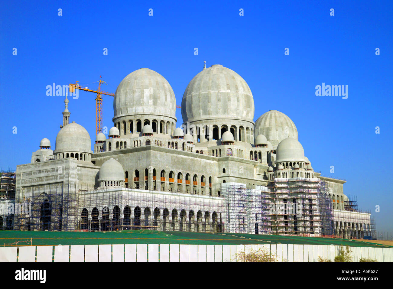 Sheikh Zayed Bin Sultan Al Nahyan Mosque Abu Dhabi UAE under ...