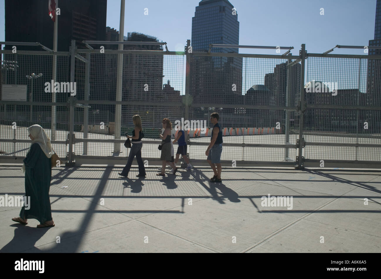 World trade center site 2004 hi-res stock photography and images - Alamy