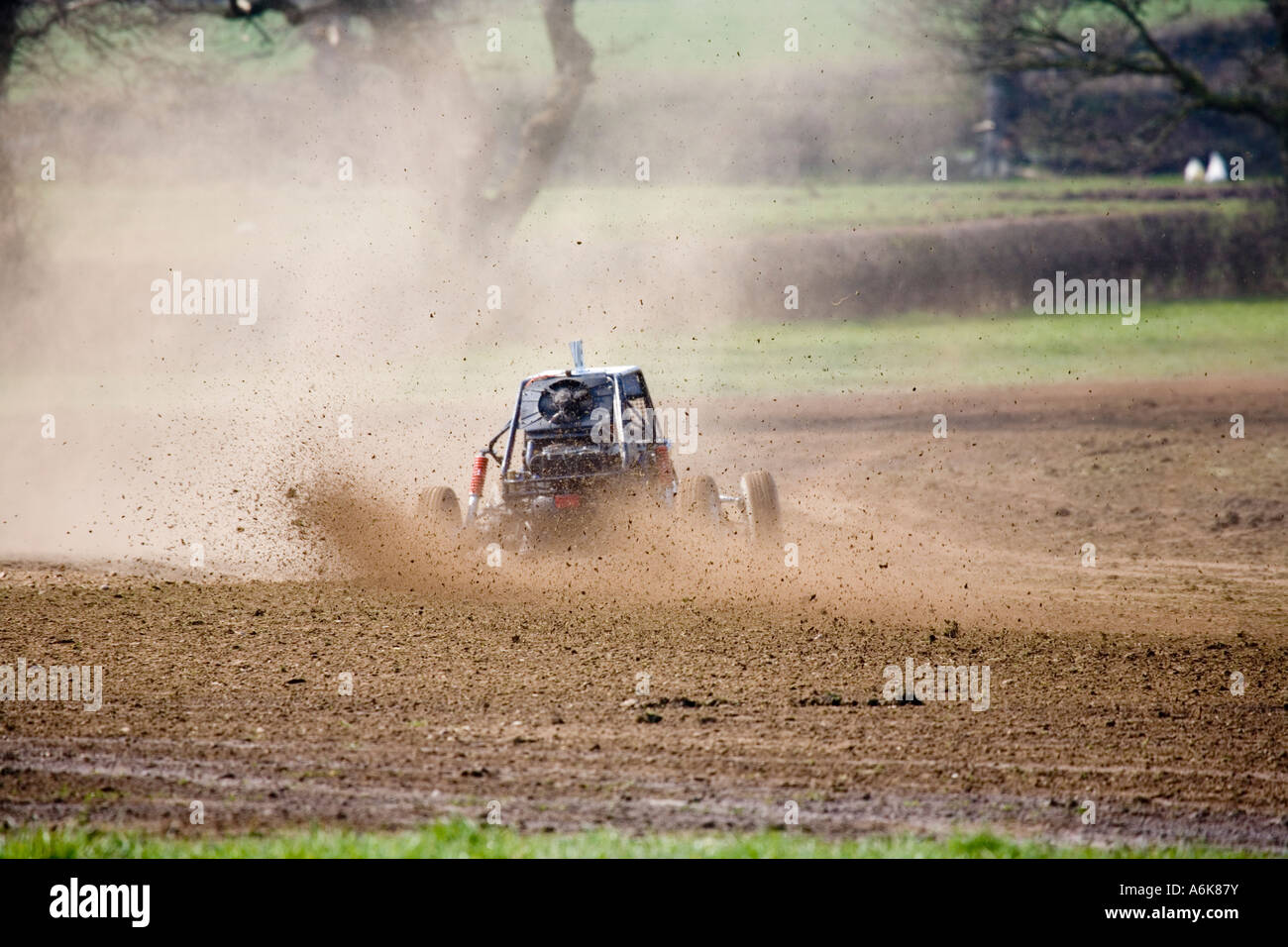 Autograss racing from the north Wales Autograss club, Broughton near ...