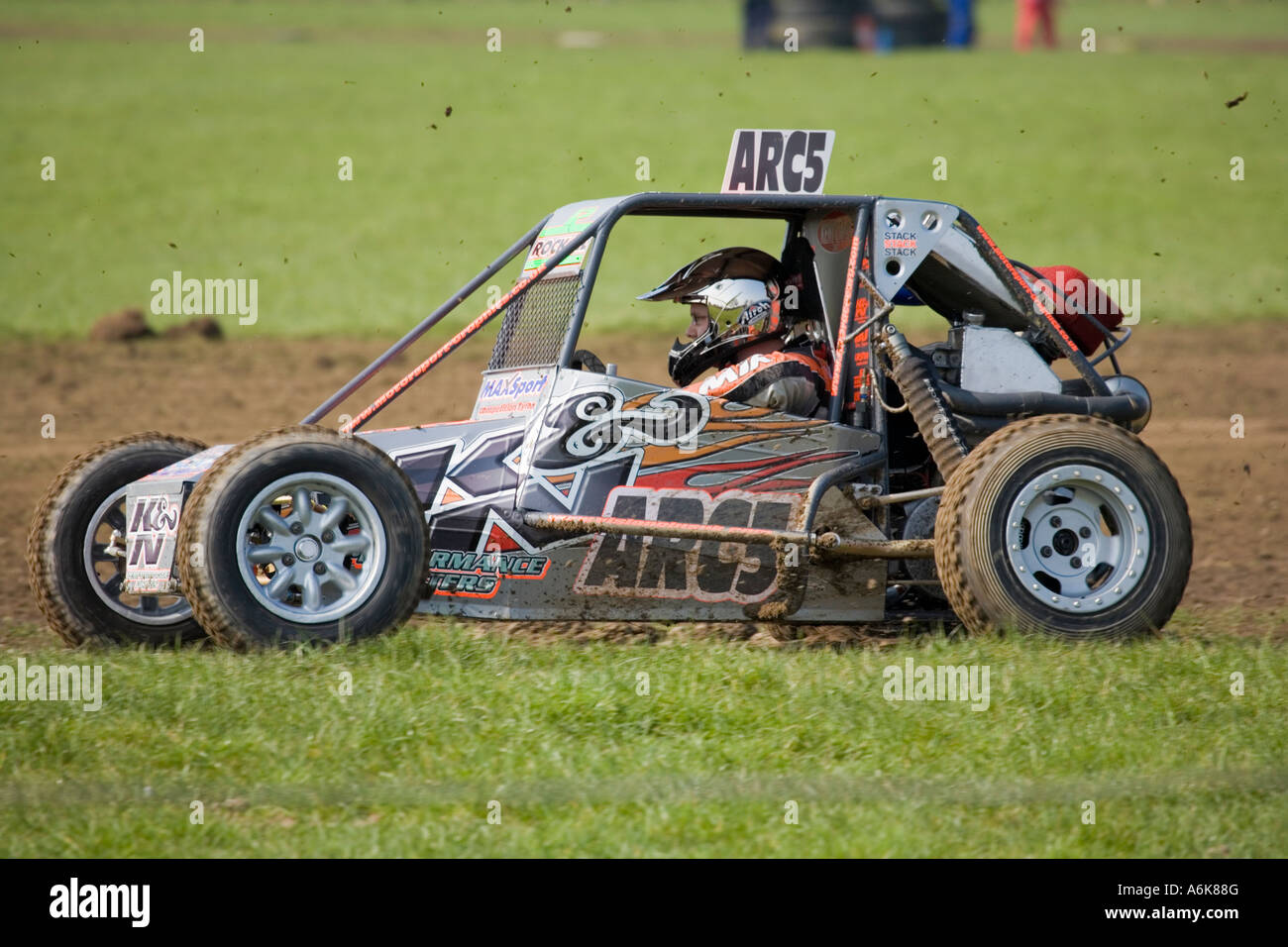 Autograss racing from the north Wales Autograss club, Broughton near ...