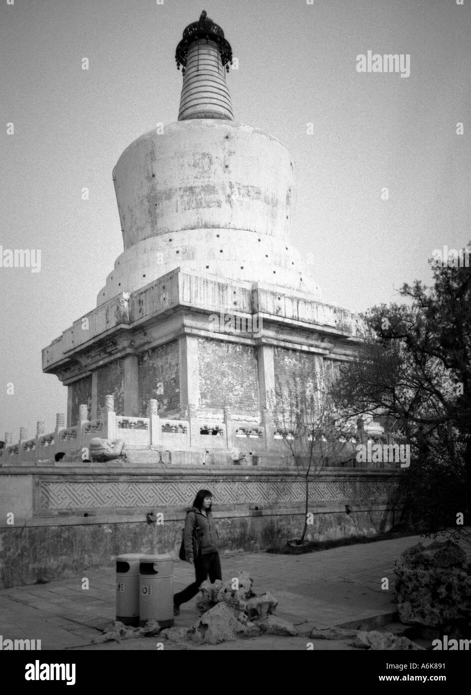 Bai ta pagoda Black and White Stock Photos & Images - Alamy