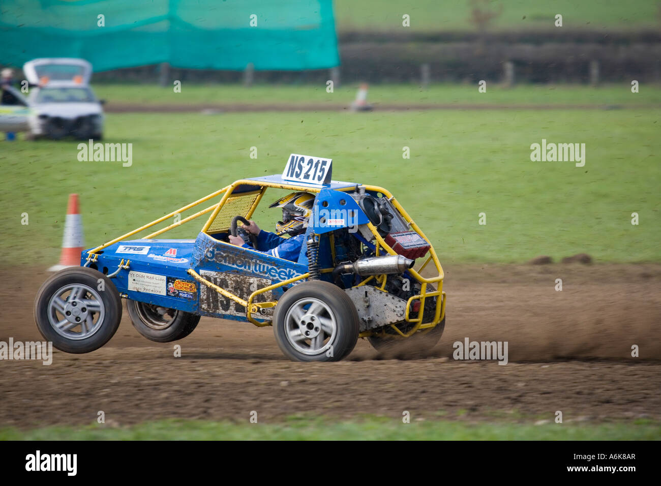 Autograss racing from the north Wales Autograss club, Broughton near ...