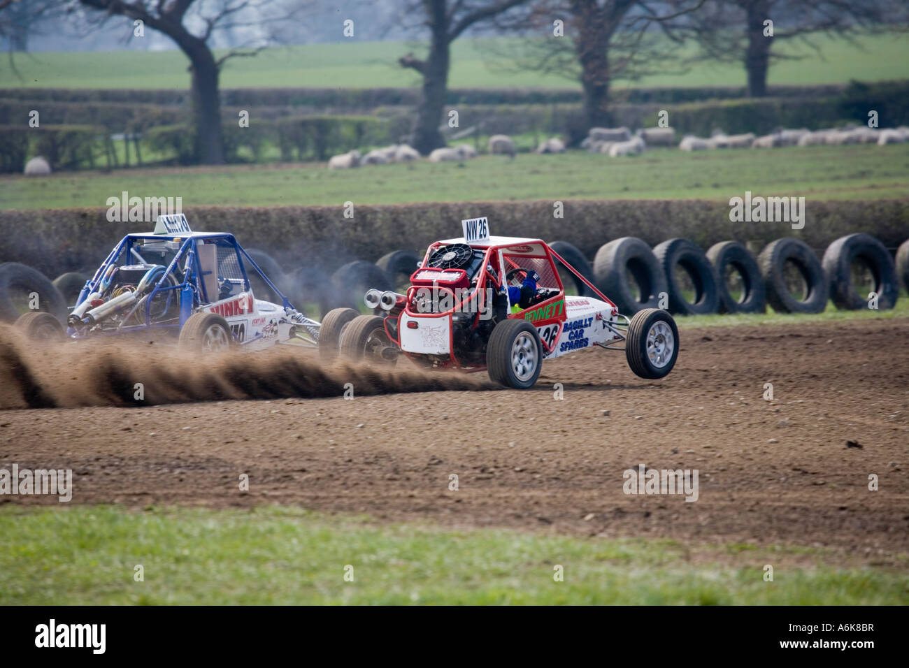 Autograss racing from the north Wales Autograss club, Broughton near ...