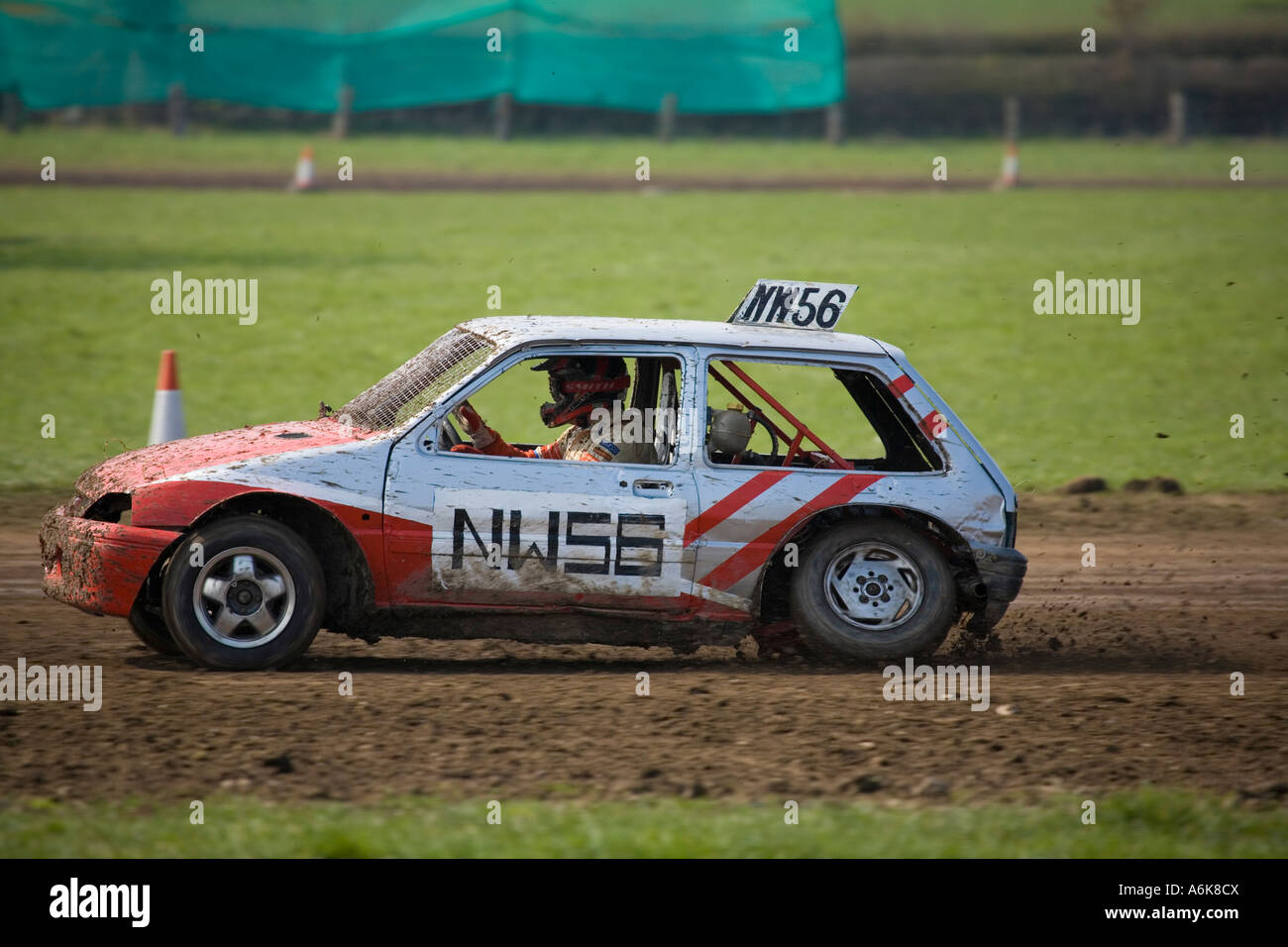 Autograss racing from the north Wales Autograss club, Broughton near ...