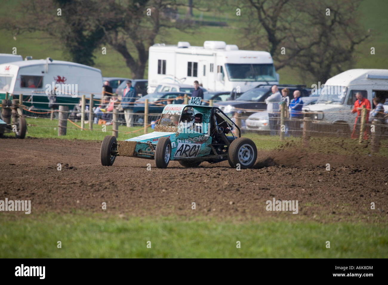 Autograss racing from the north Wales Autograss club, Broughton near ...
