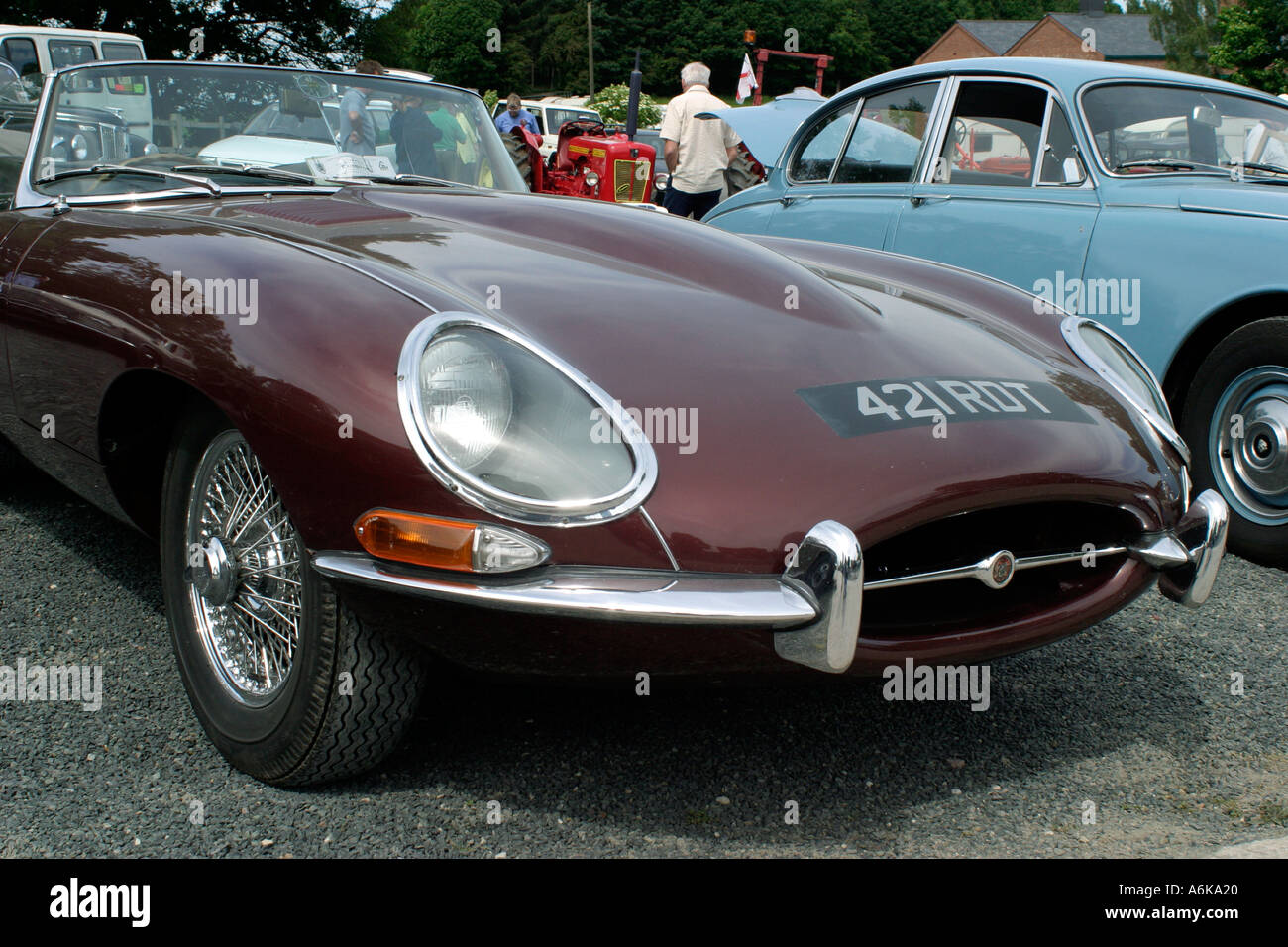 Front offside quarter of E Type Jaguar with roof down Stock Photo - Alamy