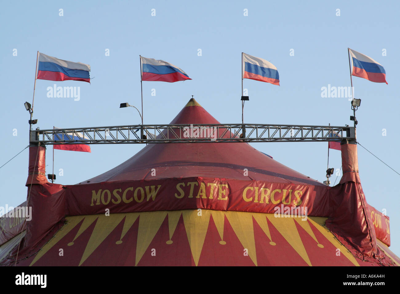 Moscow State Circus 2006 Edinburgh Stock Photo - Alamy