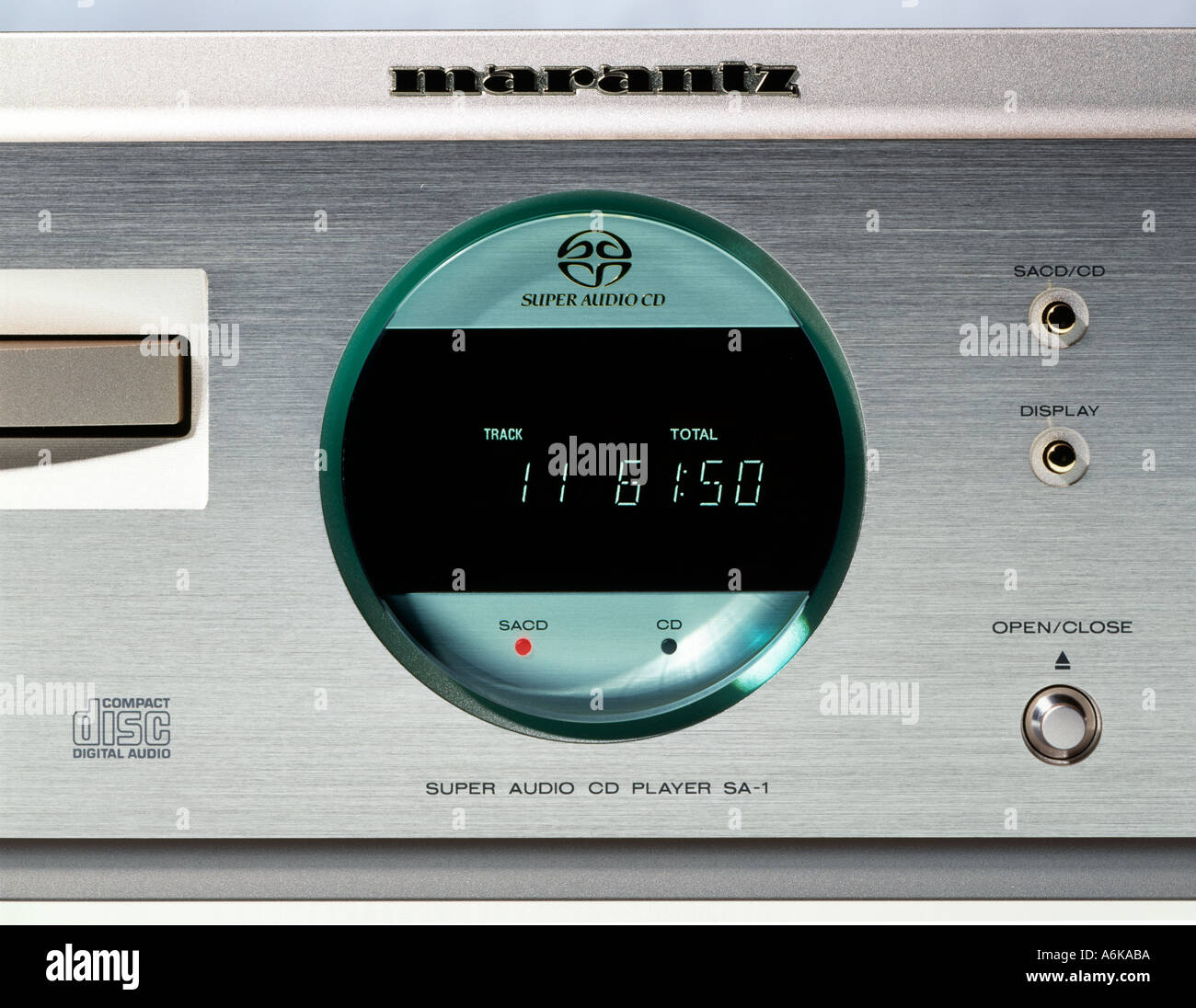 Super audio cd player hi-res stock photography and images - Alamy