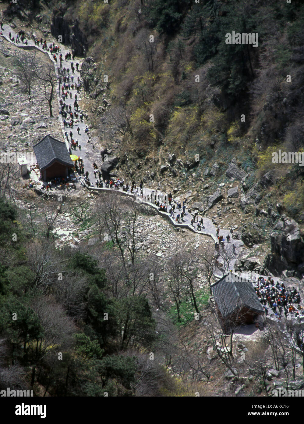 Path of 18 Bends Tai Shan Mount Tai Great Mountain of Taoism Shandong ...