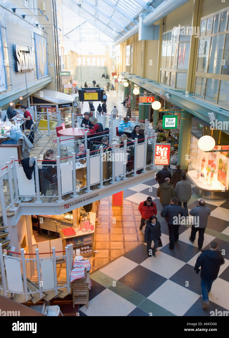 SWEDEN SOLNA SOLNA CENTRUM SHOPPING MALL Stock Photo - Alamy