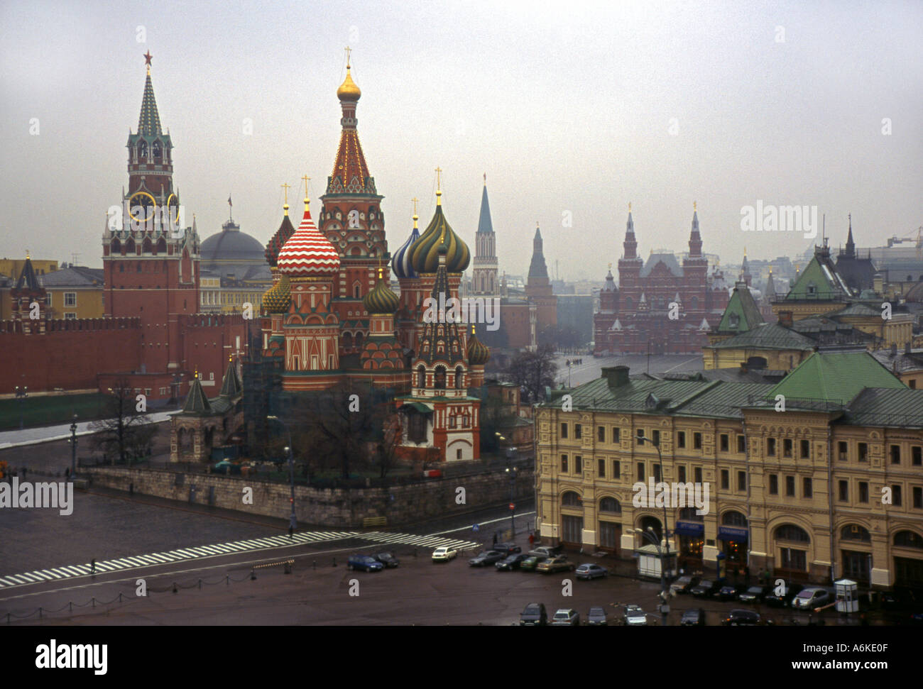 Spasskaya Tower & Cathedral of Saint Basil the Blessed St. Basil's Red ...